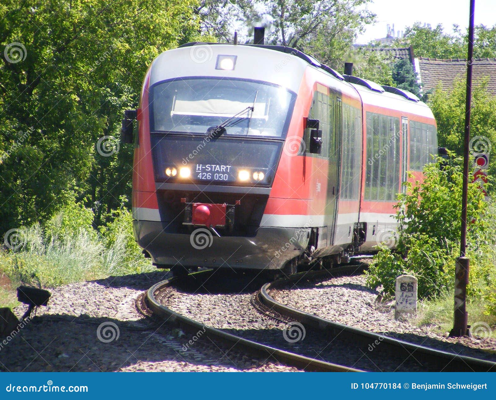 Siemens Desiro redaktionell fotografering för bildbyråer. Bild av ...