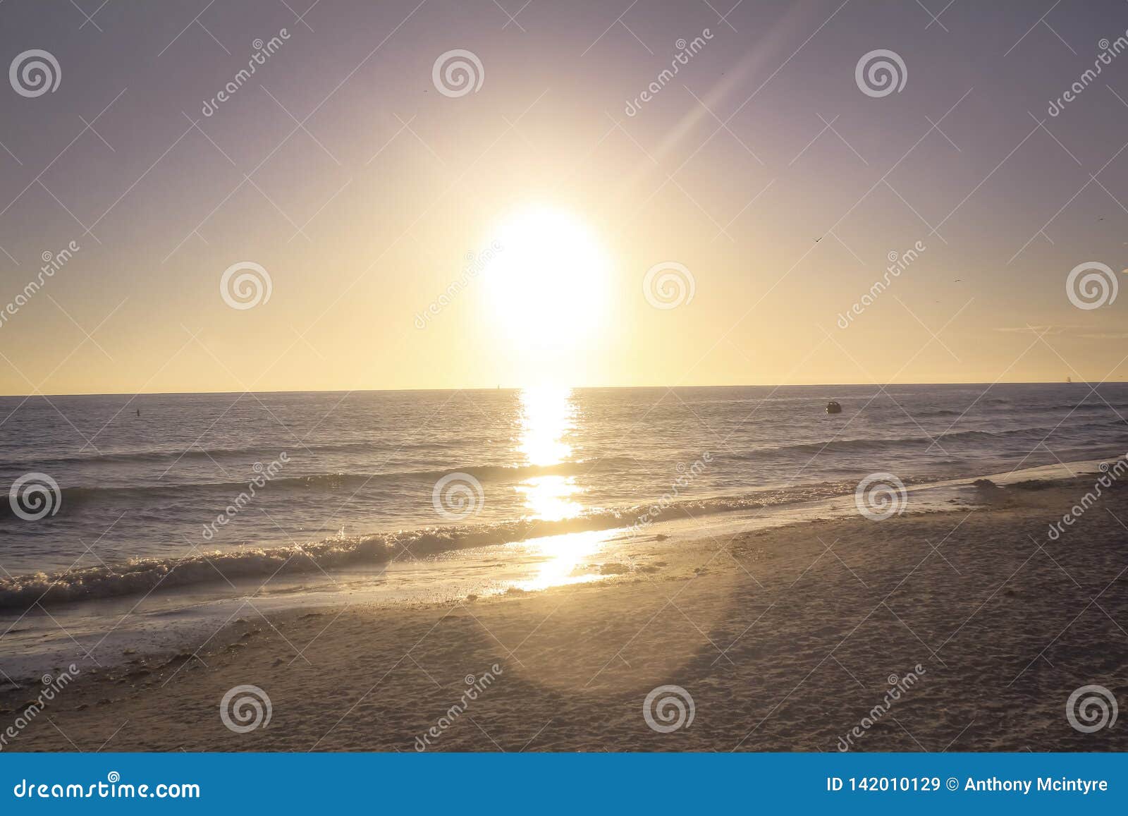 Siesta Key Beach, Florida Sunset Stock Image - Image of blue, sunrise ...