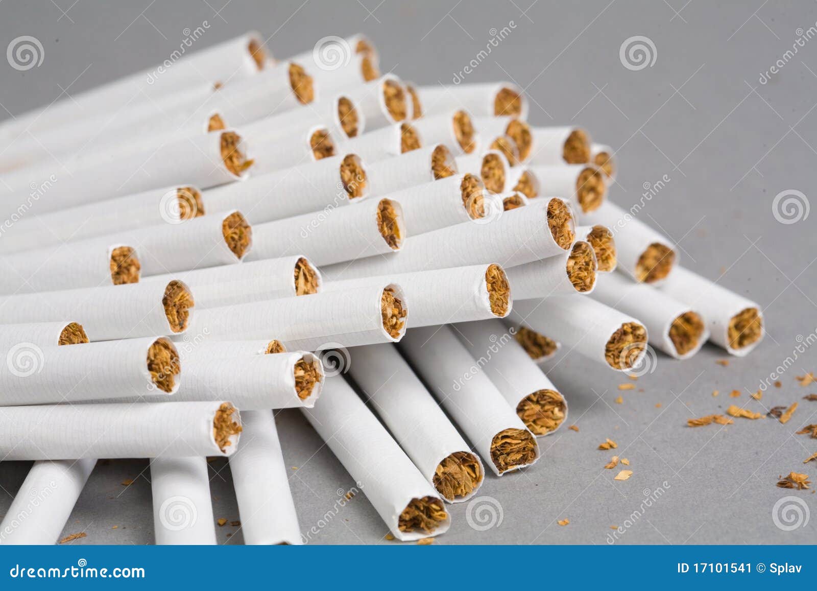 Sigaretten, het roken stock afbeelding. Image of gericht - 17101541