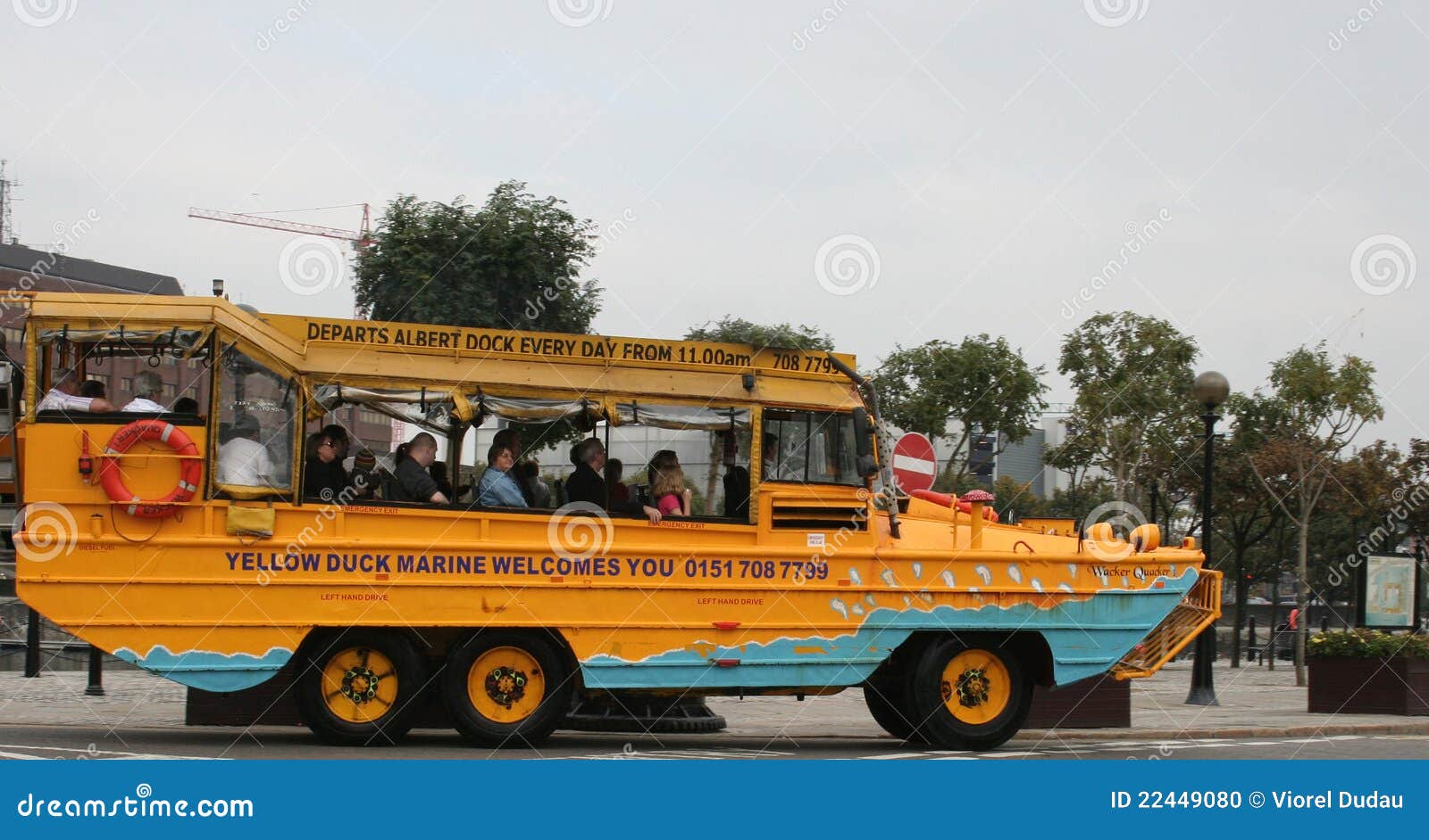 Sightseeing Bus in Liverpool Editorial Image - Image of symbol ...