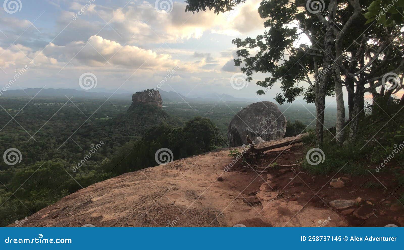 Sigiriya, Sri Lanka, November 25, 2019, Tourists Wait for Sunset Stock ... Sigiriya, Sri Lanka, November 25, 2019, Tourists Wait for Sunset Stock ...