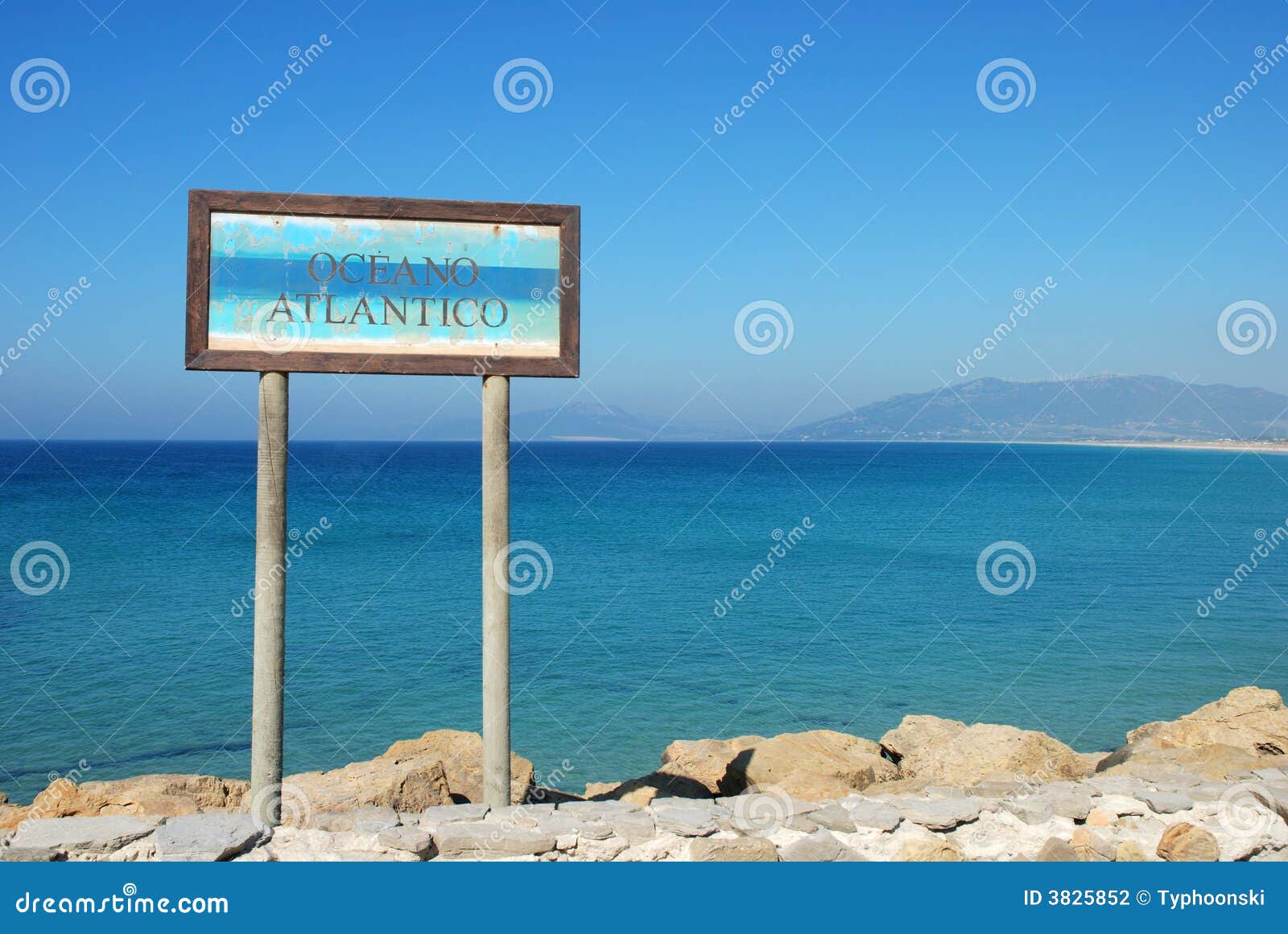 Sign for the Atlantic Ocean Stock Photo - Image of atlantico, atlantic ...