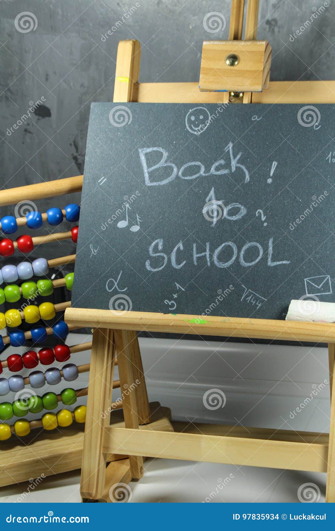 Sign ,,Back To School` on the Black Board Stock Photo - Image of ...