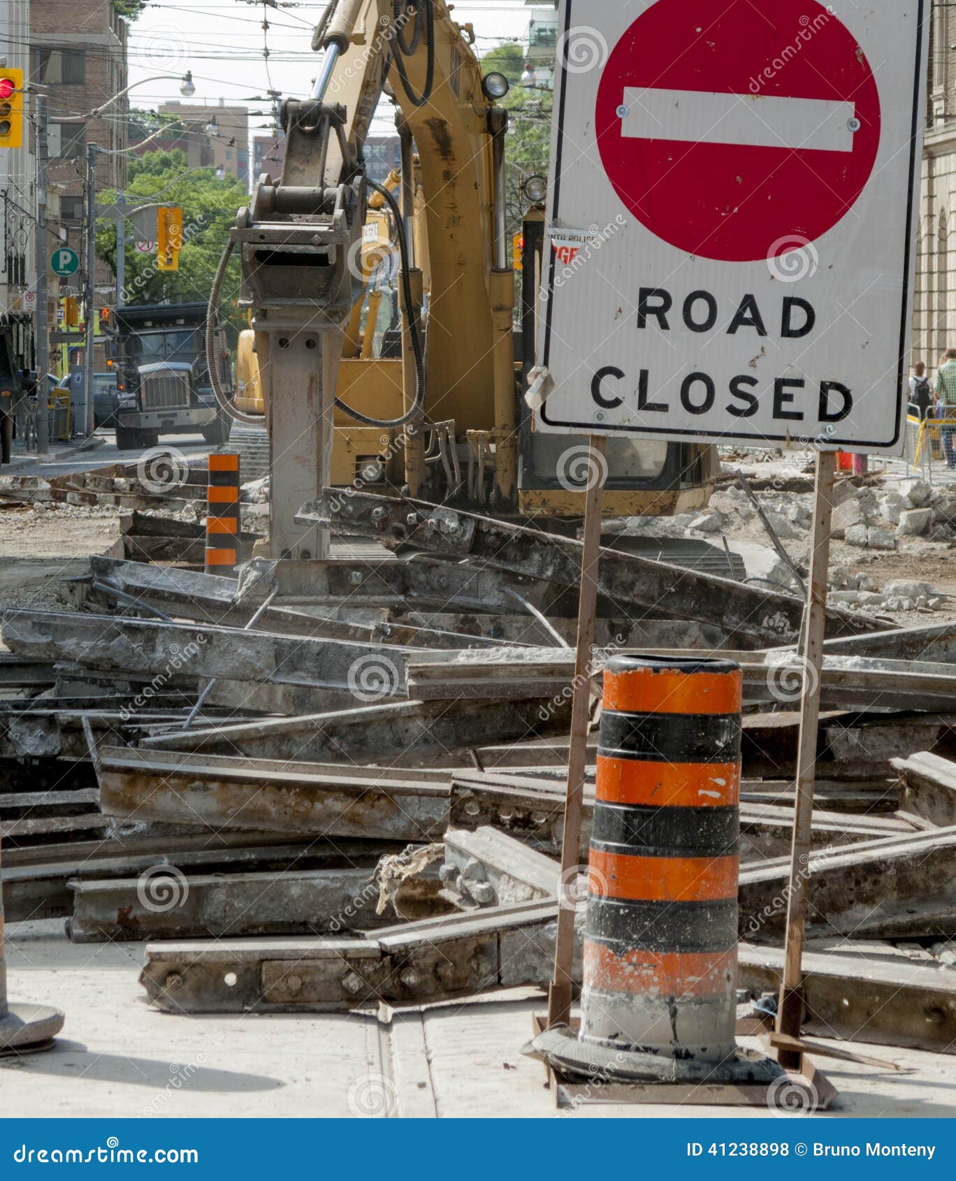 Mechanical Digger Excavator Editorial Image | CartoonDealer.com #73512876