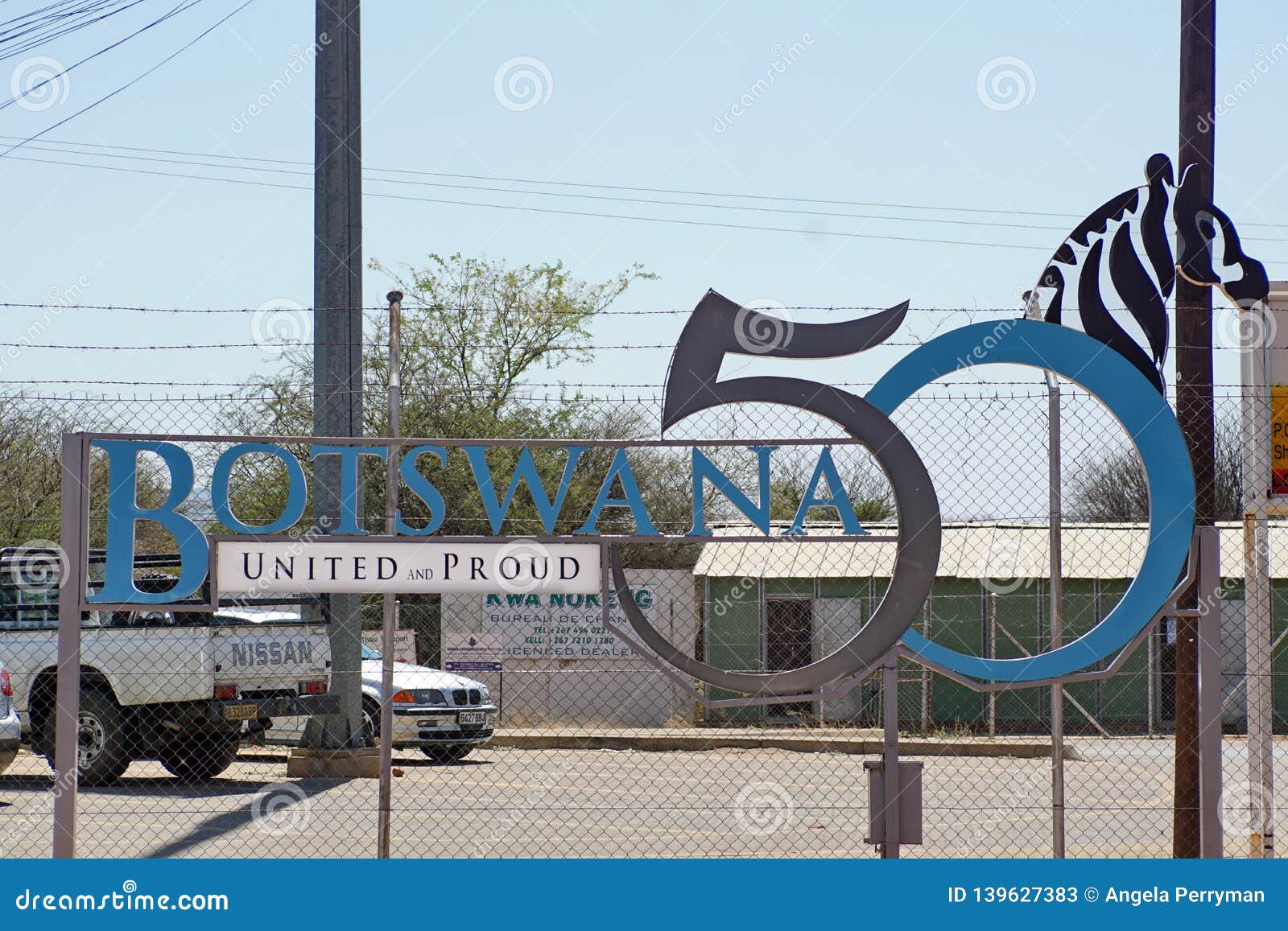 Botswana border post editorial stock photo. Image of entrance - 139627383