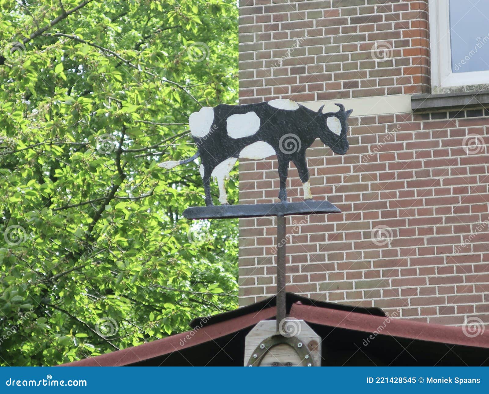 Sign of a Cow on the Roof of a Little Barn Stock Image - Image of leaf ...