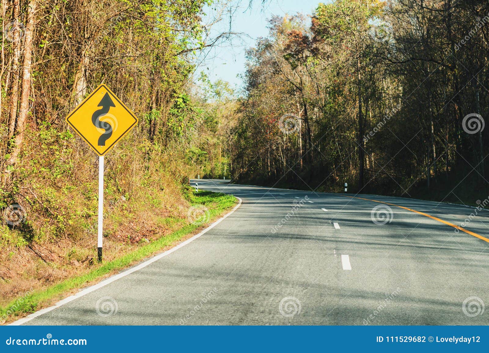 Sign Curve Stock Image | CartoonDealer.com #61079497