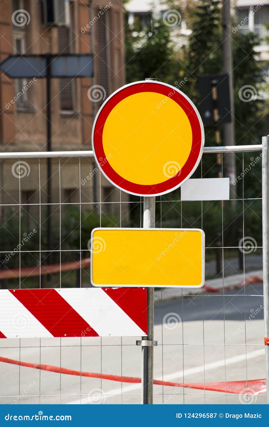 A Sign Denoting the Forbidden Passage Stock Image - Image of passagen ...