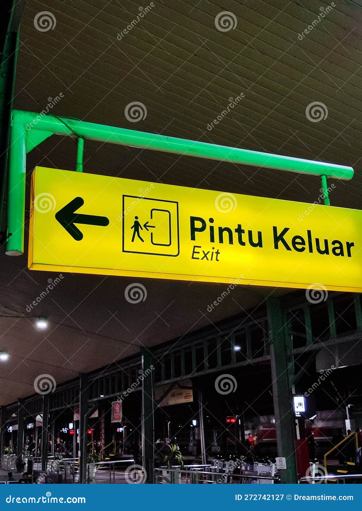 Sign Direction at Train Station Stock Image - Image of night, lighting ...