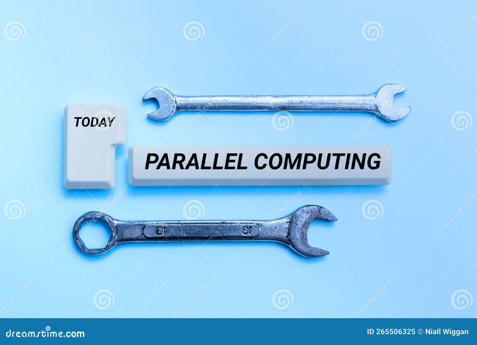 Conceptual Caption Parallel Computing. Business Approach Simultaneous ...