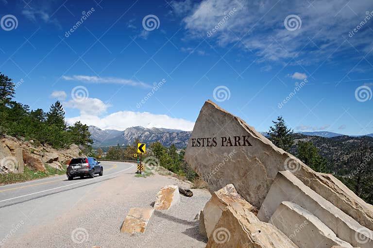 Sign of Estes Park editorial photo. Image of park, tourist - 20077806