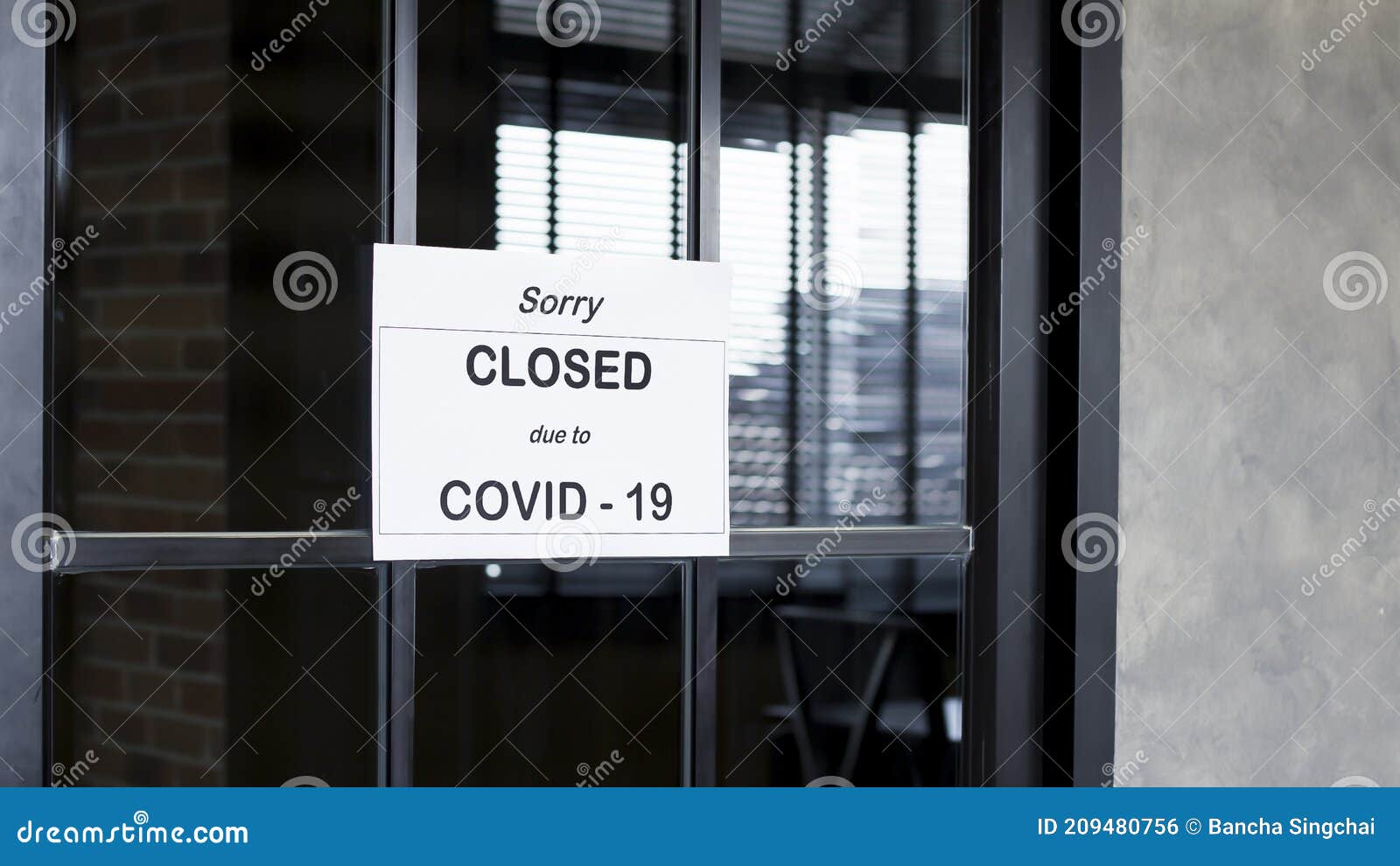 The Sign in Front of the Office is Temporarily Closed. Sign Coronavirus ...
