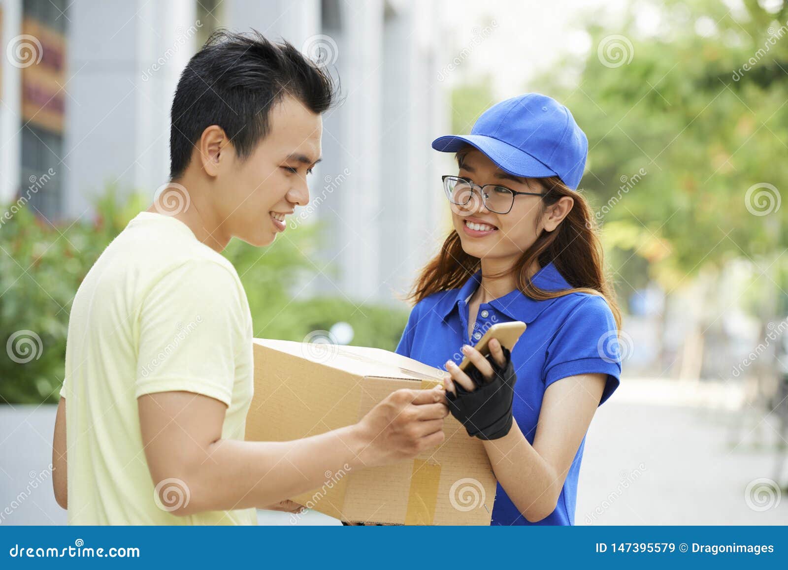 Sign here please stock image. Image of receiving, parcel - 147395579