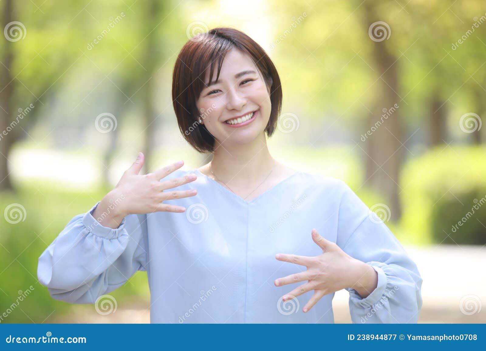 Sign Language "fun" "happy" Stock Image - Image of yellow, clothing ...