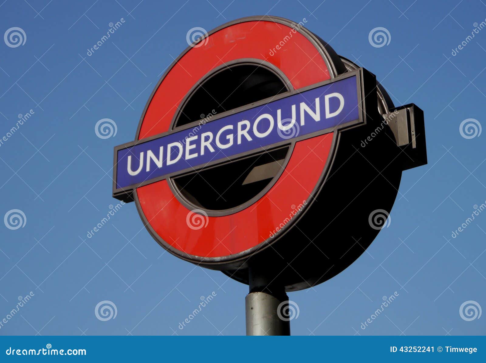 Sign for London Underground Editorial Photo - Image of blue, london ...