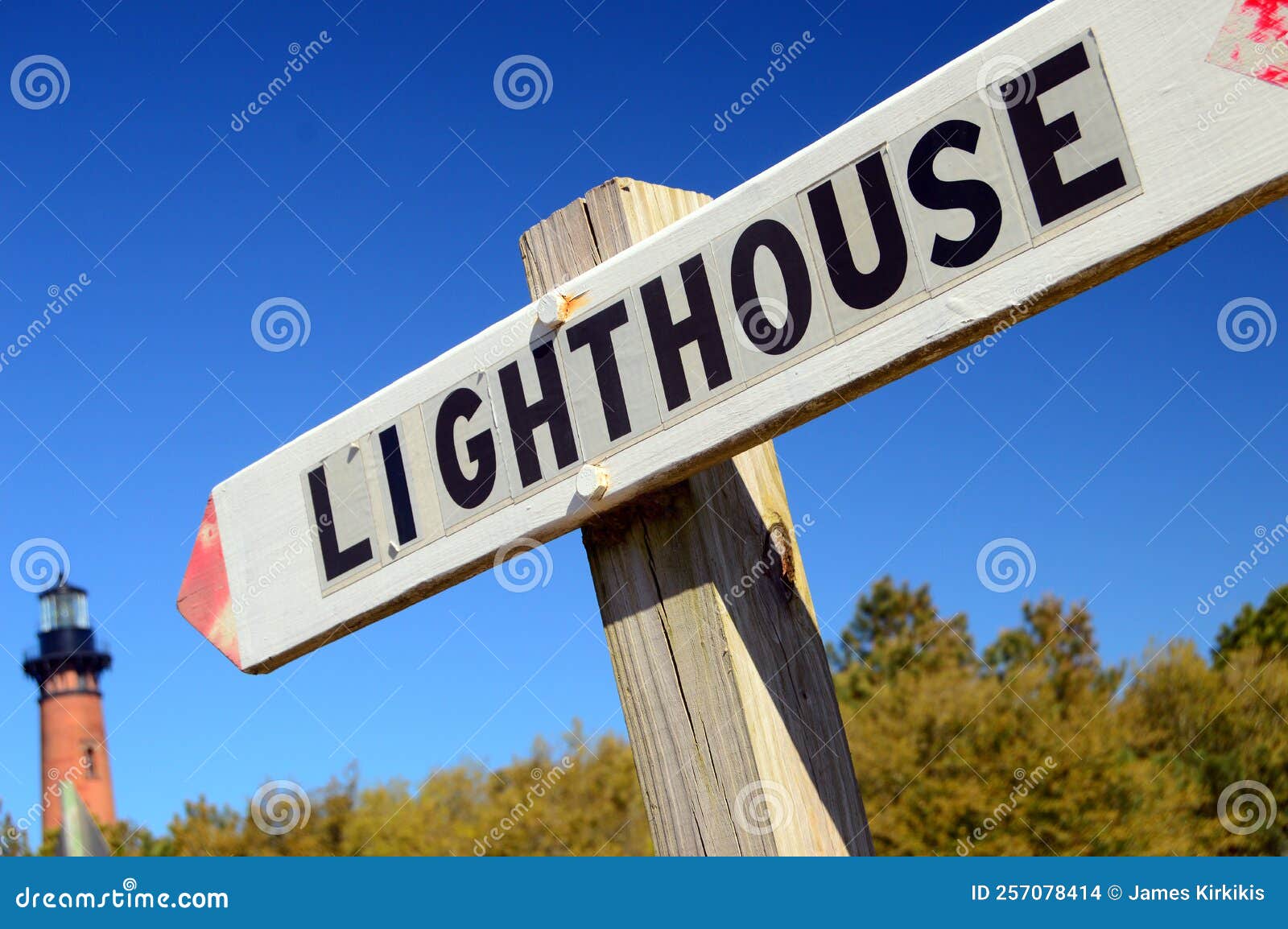 A Sign Points the Obvious Way To the Landmark Editorial Stock Image ...