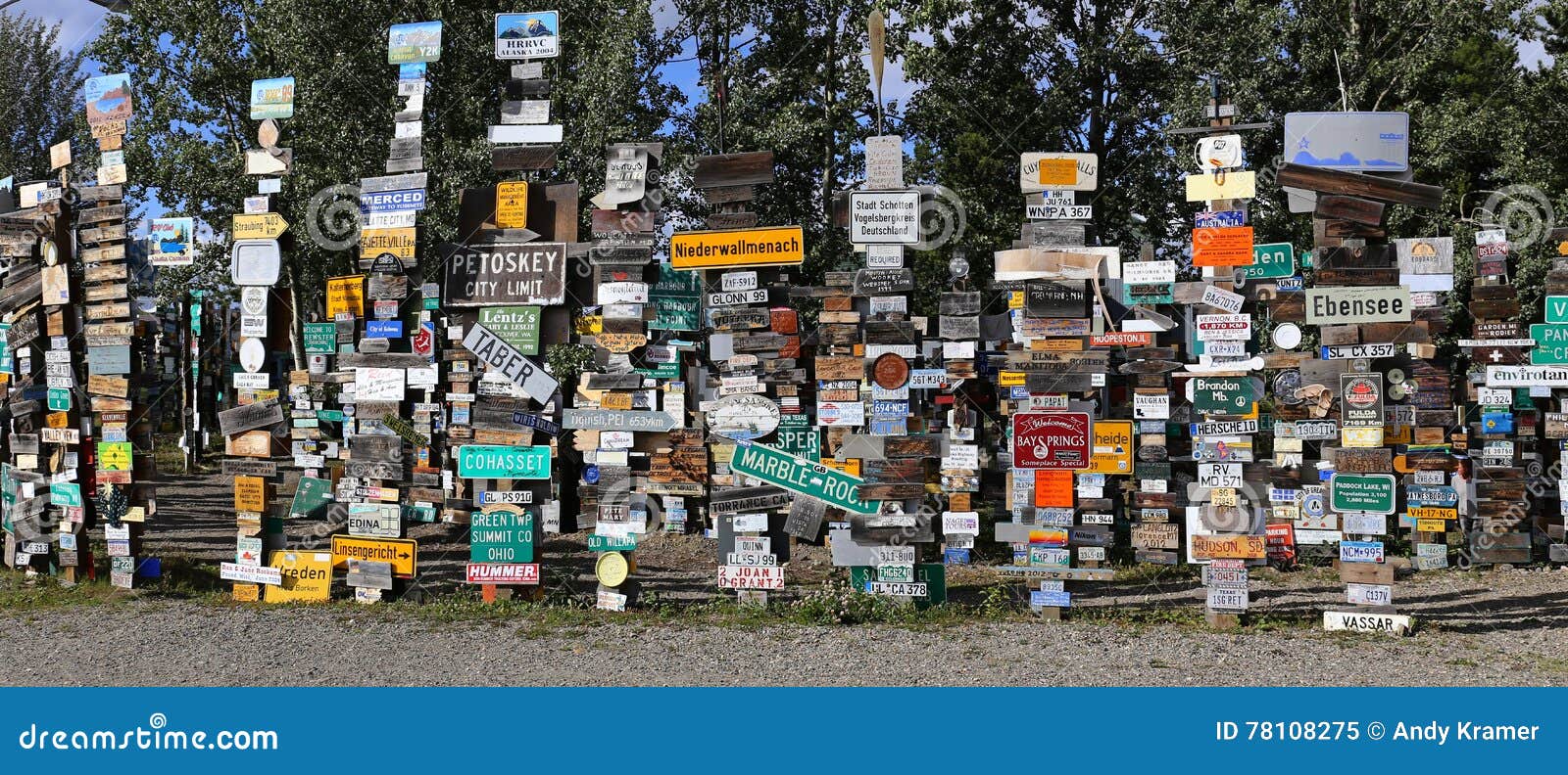 Sign Post Forest editorial image. Image of watsonlake - 78108275