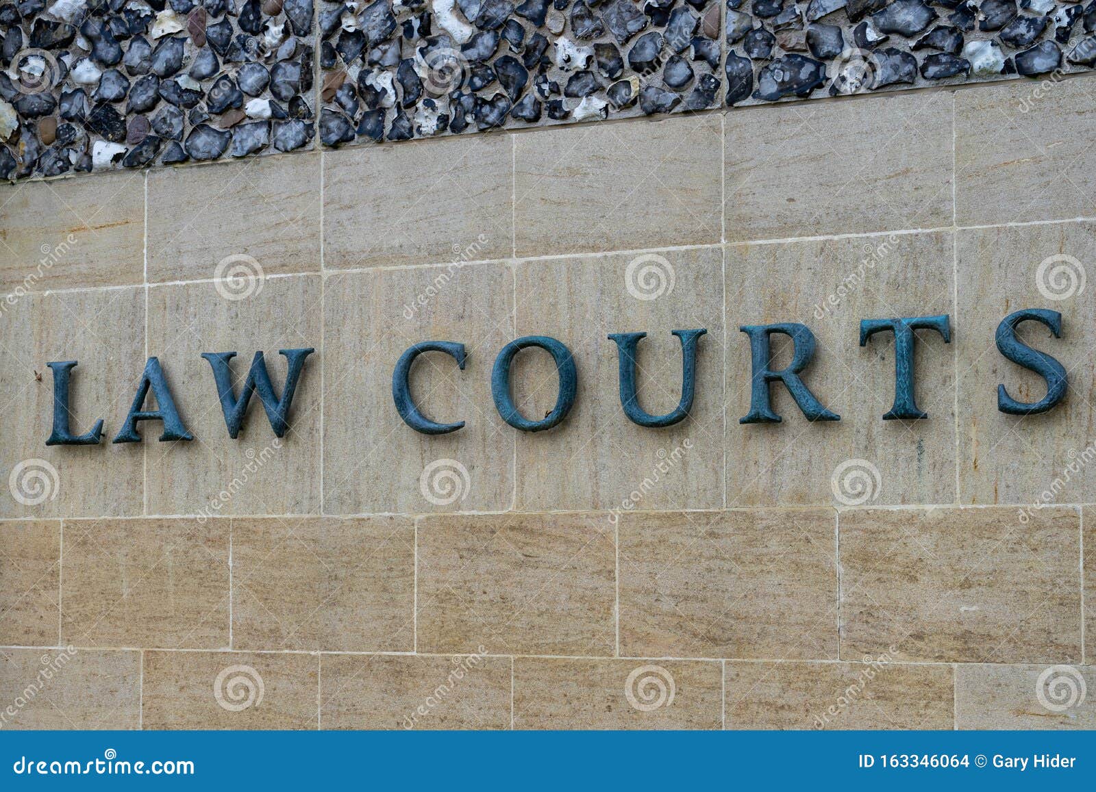 A Sign Reading Law Courts in the Exterior of a Building Stock Photo ...