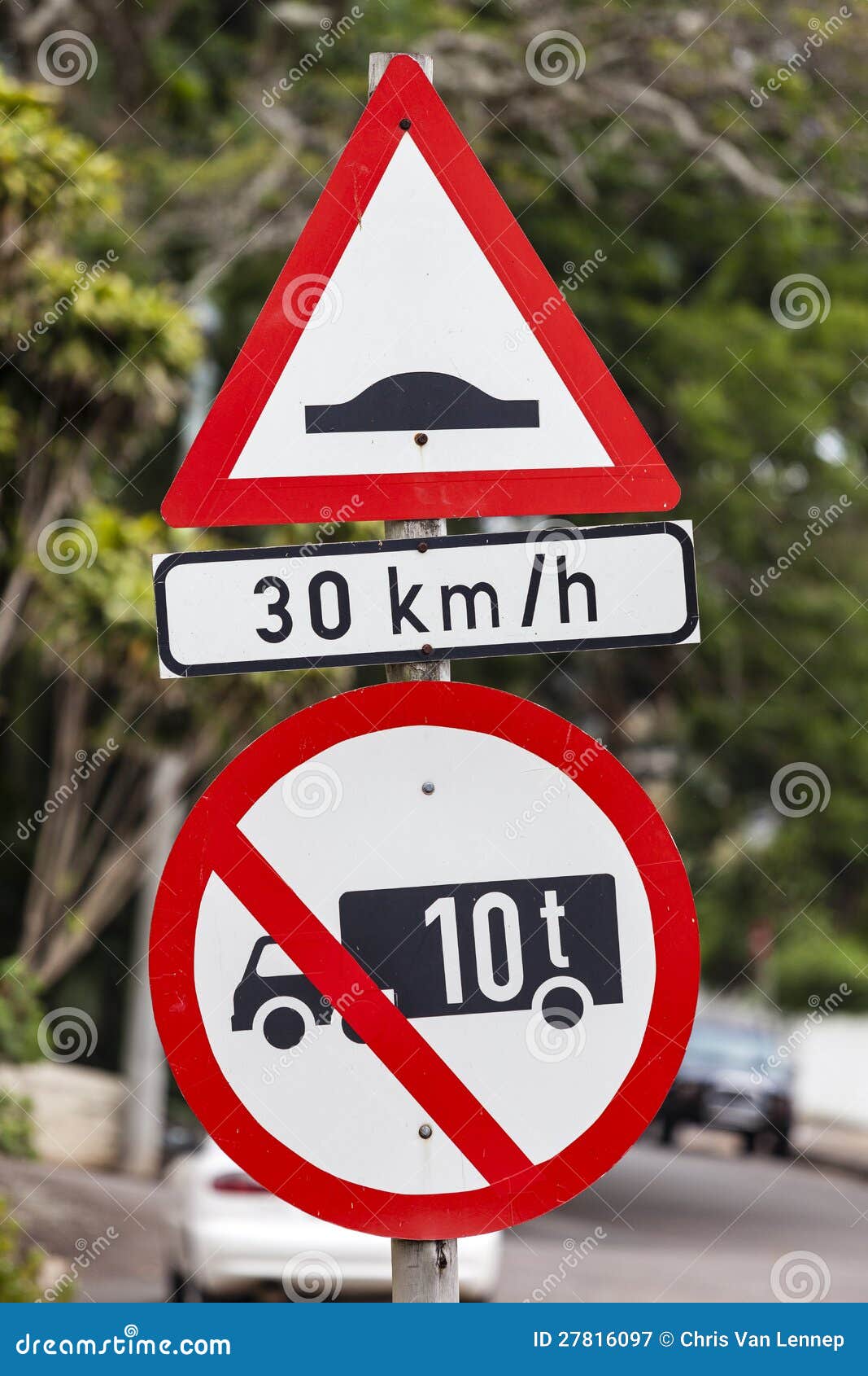Sign Speed Trucks Restriction Stock Image - Image of pole, white: 27816097