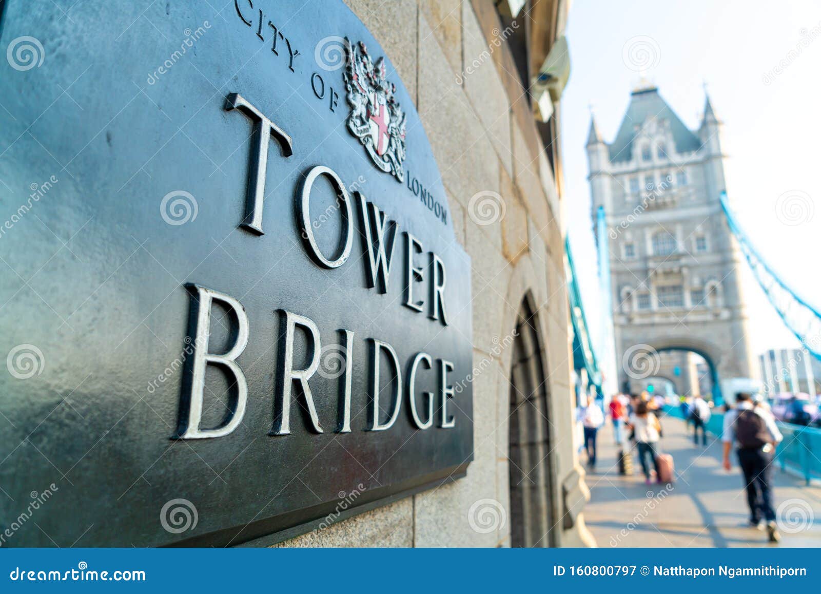 Sign of Tower bridge editorial photography. Image of britain - 160800797