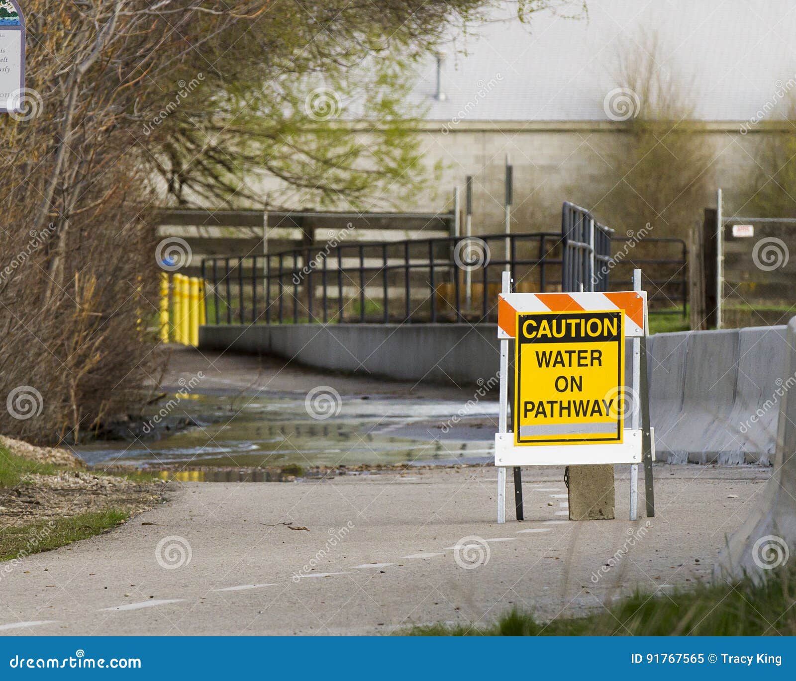 Sign Warning about Closed Path Editorial Image - Image of danger ...