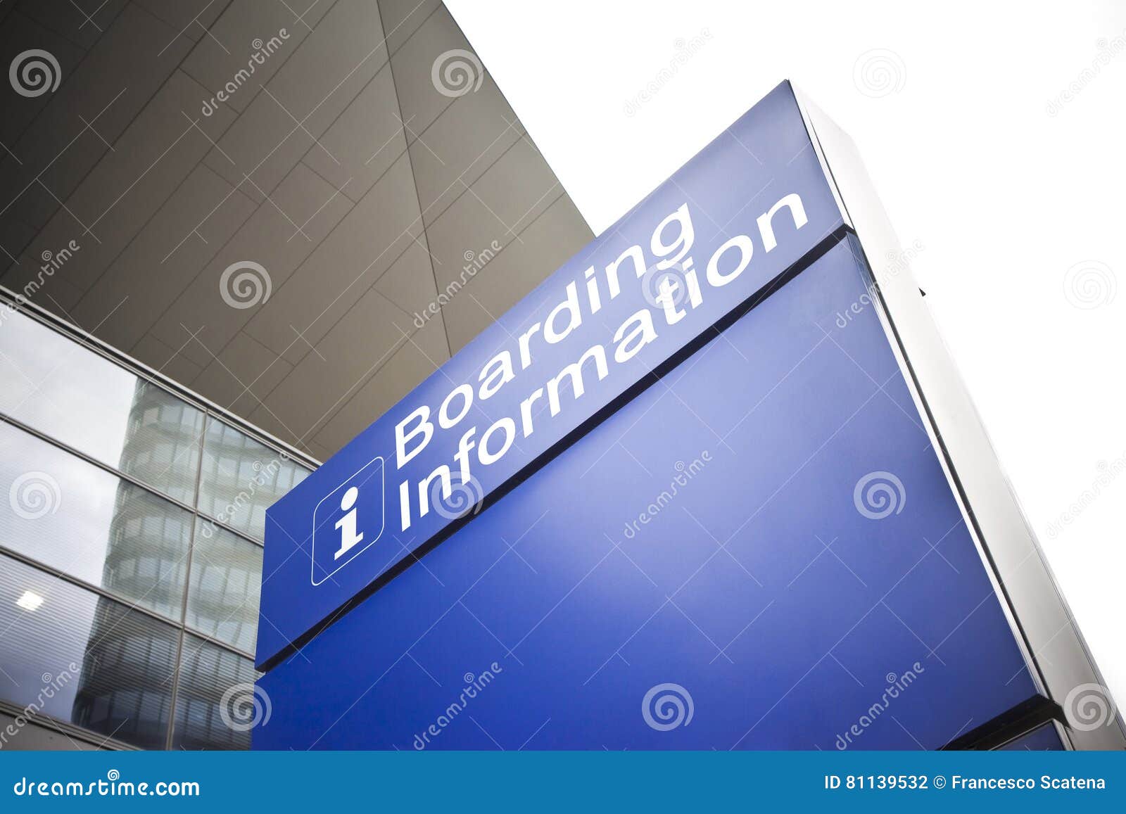 Signage Pour L'information De Embarquement - Image De Concept Photo ...