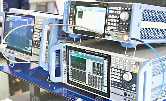 Signal Analizer and Generator Stock Image - Image of electromagnetic ...