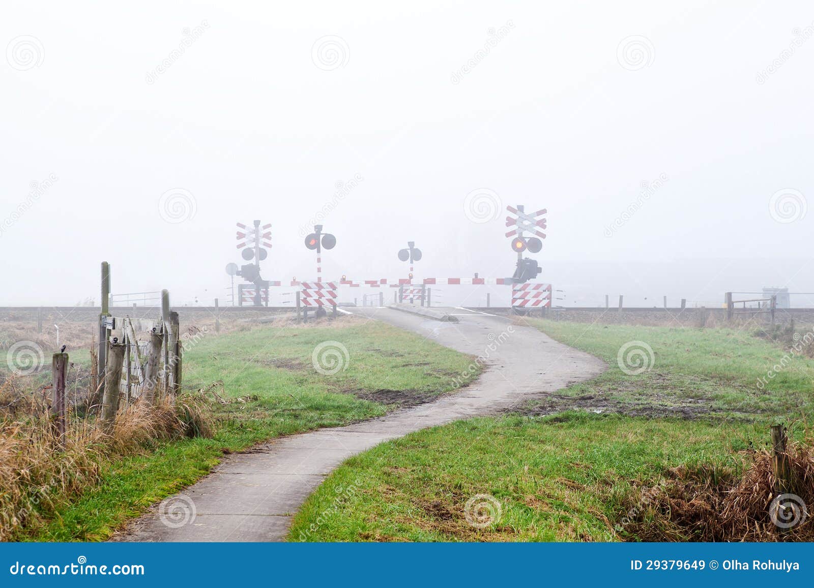 Signal on railway in fog stock image. Image of warning - 29379649