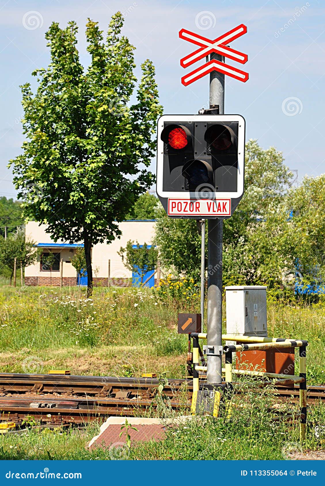 Signalisation Ferroviaire Moderne Photo stock - Image du locomotive ...