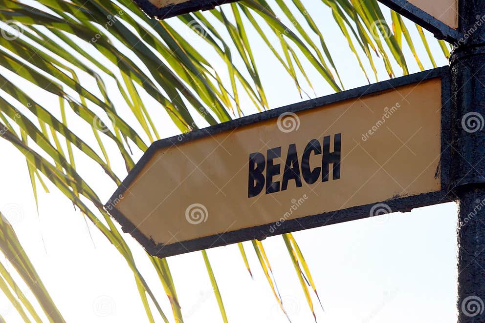 Signe de plage photo stock. Image du tropical, vacances - 5459478