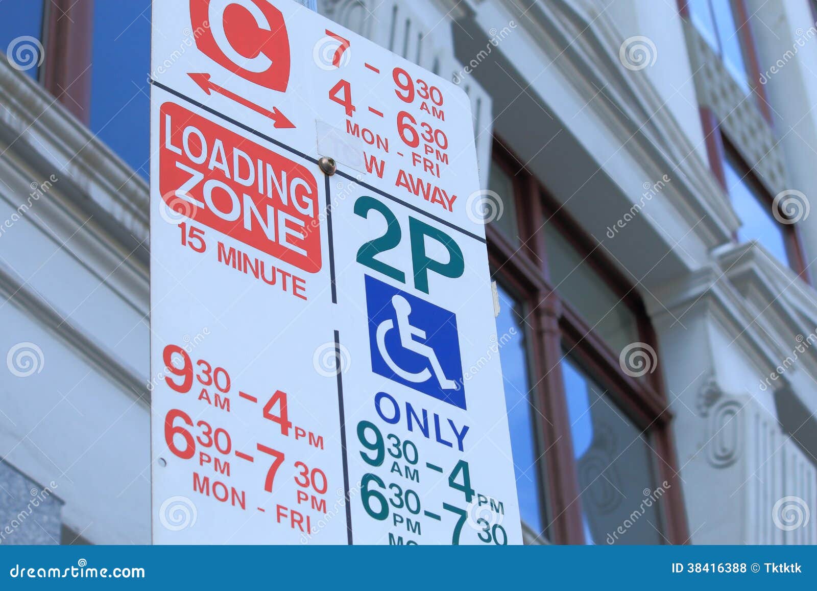 Signe de stationnement photo stock. Image du signe, moderne - 38416388