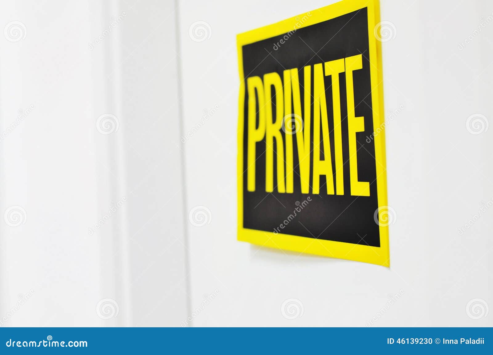 Signe privé photo stock. Image du caché, secrets, intimité - 46139230