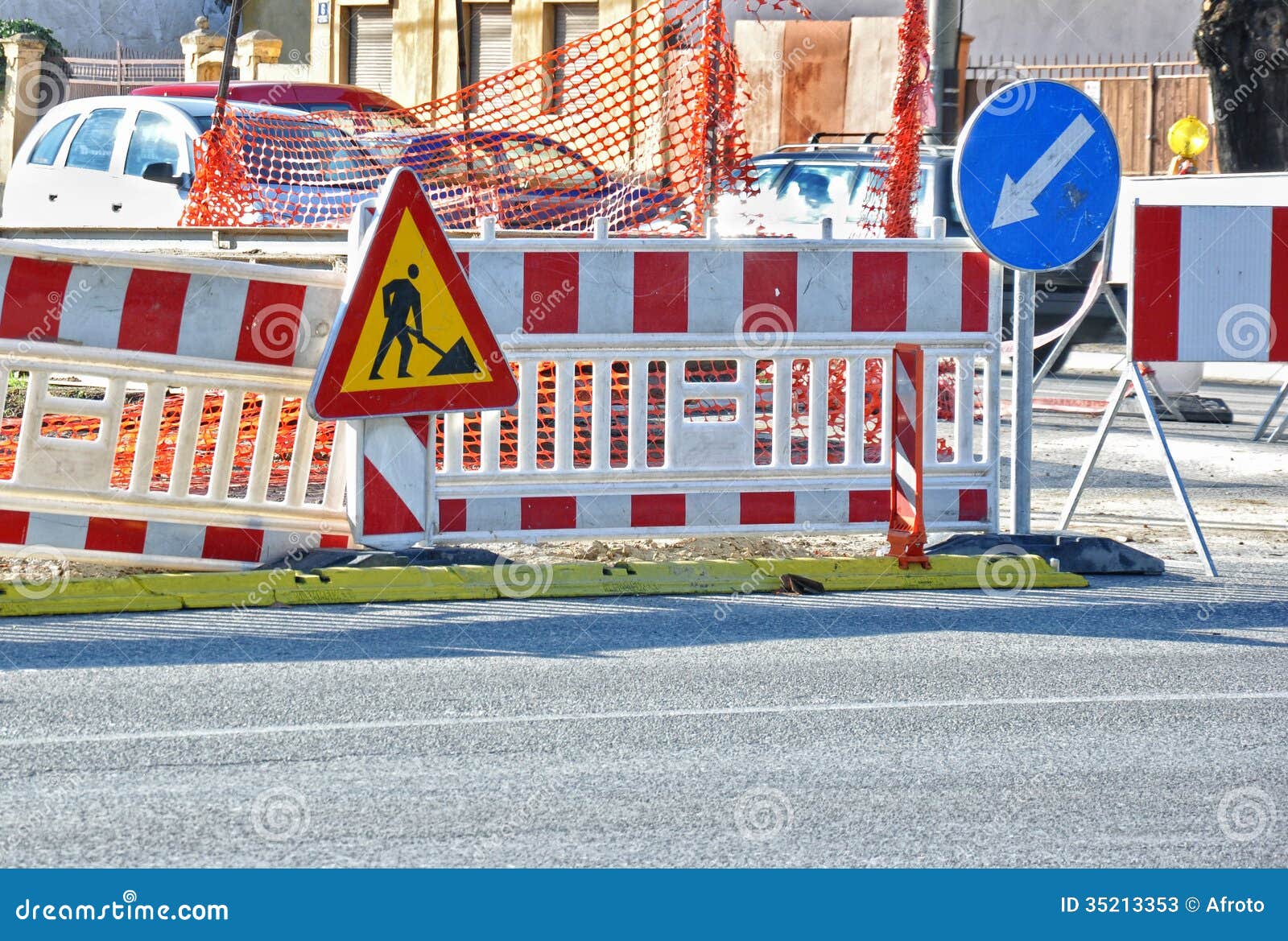 Signes De Construction De Routes Image stock - Image du route, rond ...