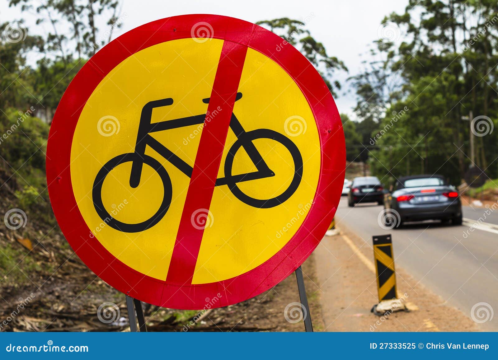 Signes de route civils image stock. Image du travaux - 27333525