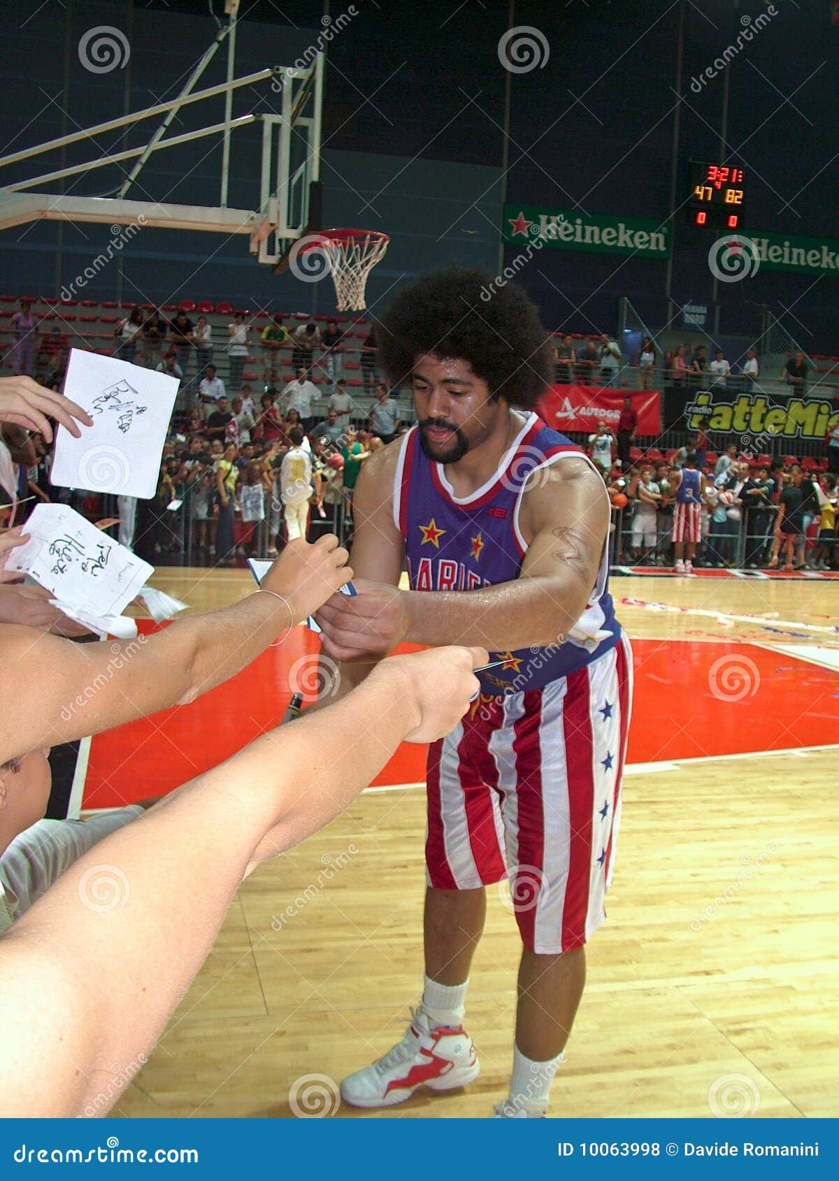 Signing an autograph editorial stock photo. Image of stripes - 10063998