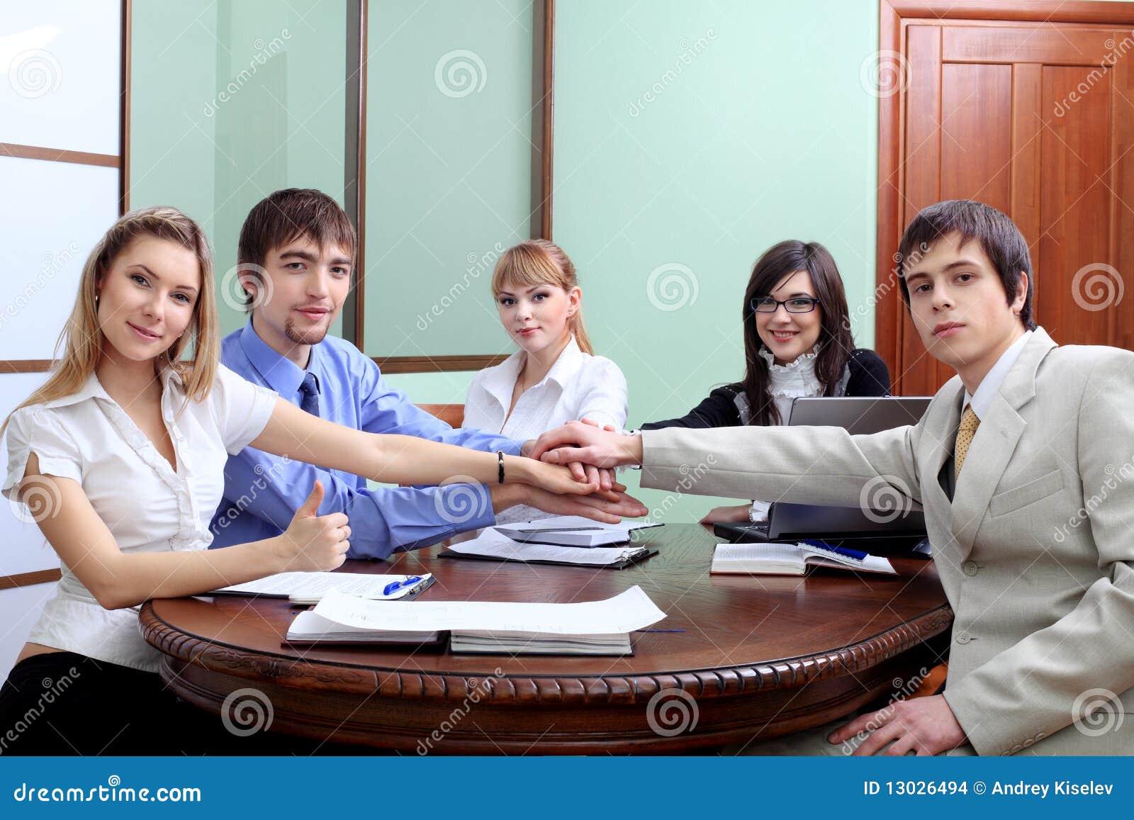 Signing contract stock photo. Image of occupation, businesswoman - 13026494