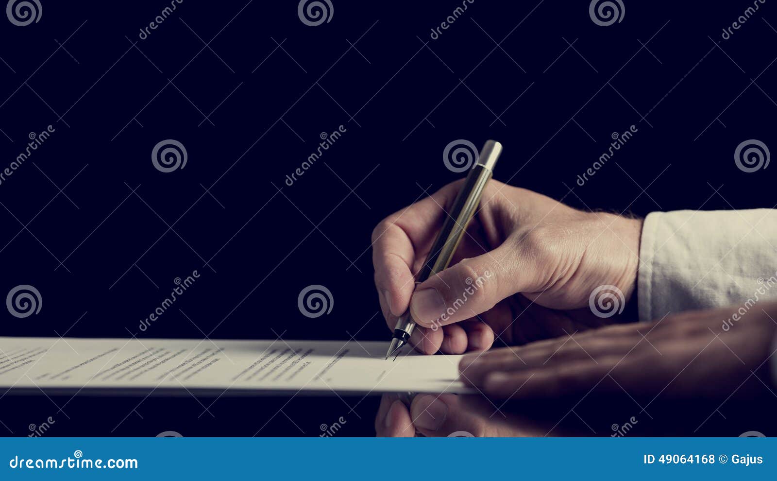 Signing a Contract Over Dark Background Stock Photo - Image of document ...