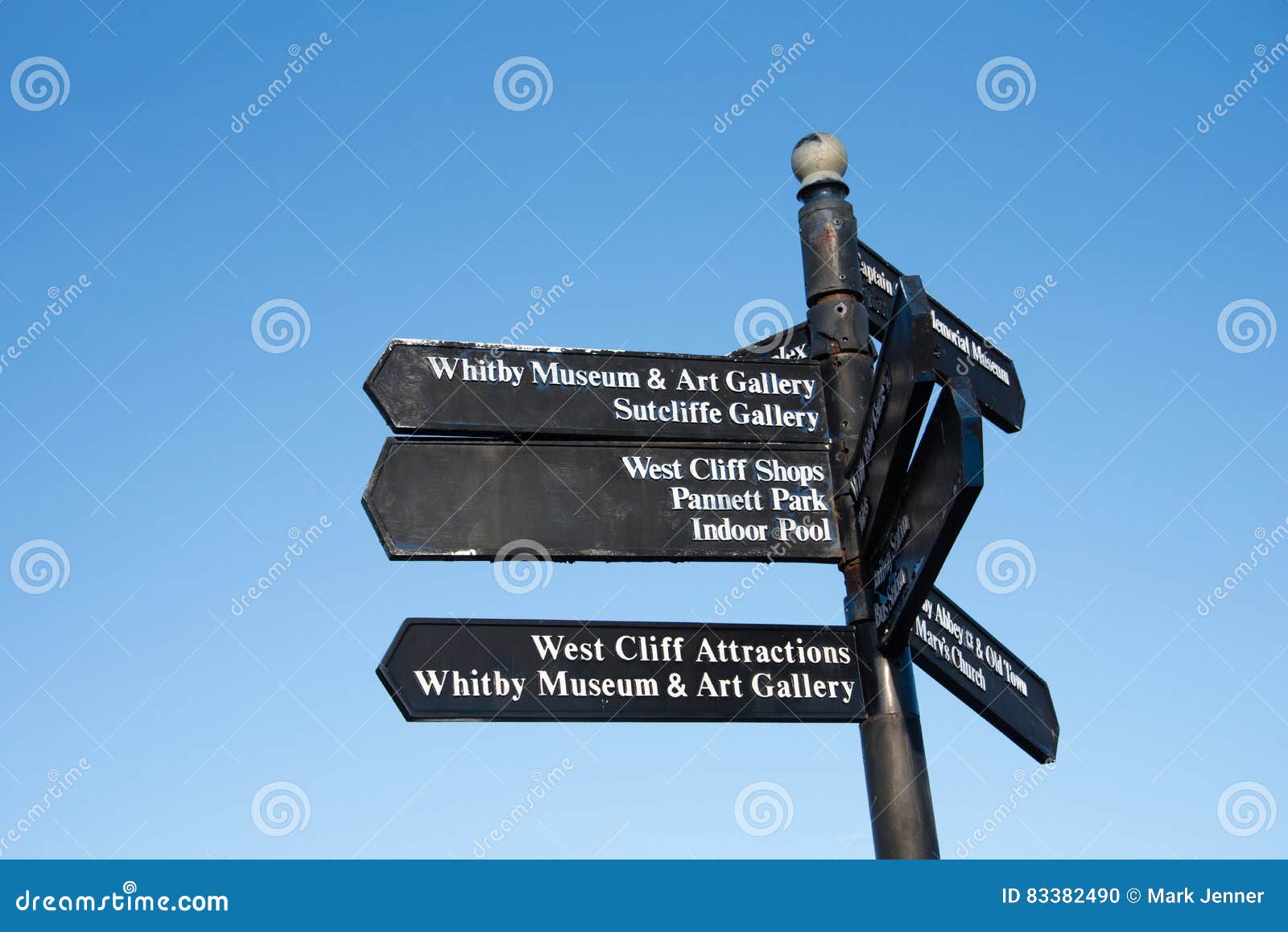 Signpost in Whitby editorial image. Image of signeage - 83382490