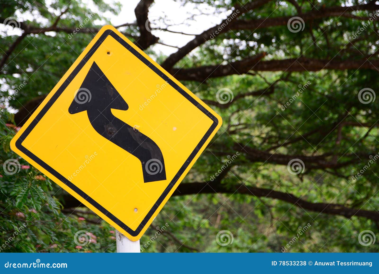 Signs Curve Stock Photo | CartoonDealer.com #78533238