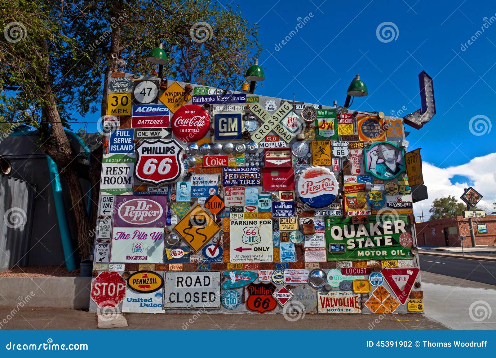Albuquerque Highway Signs
