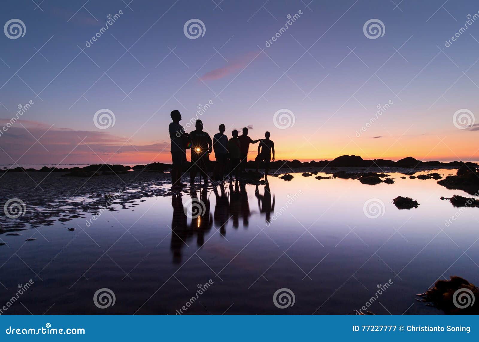 Sihleoutte of a Group of Men during Sunset. Editorial Photography ...