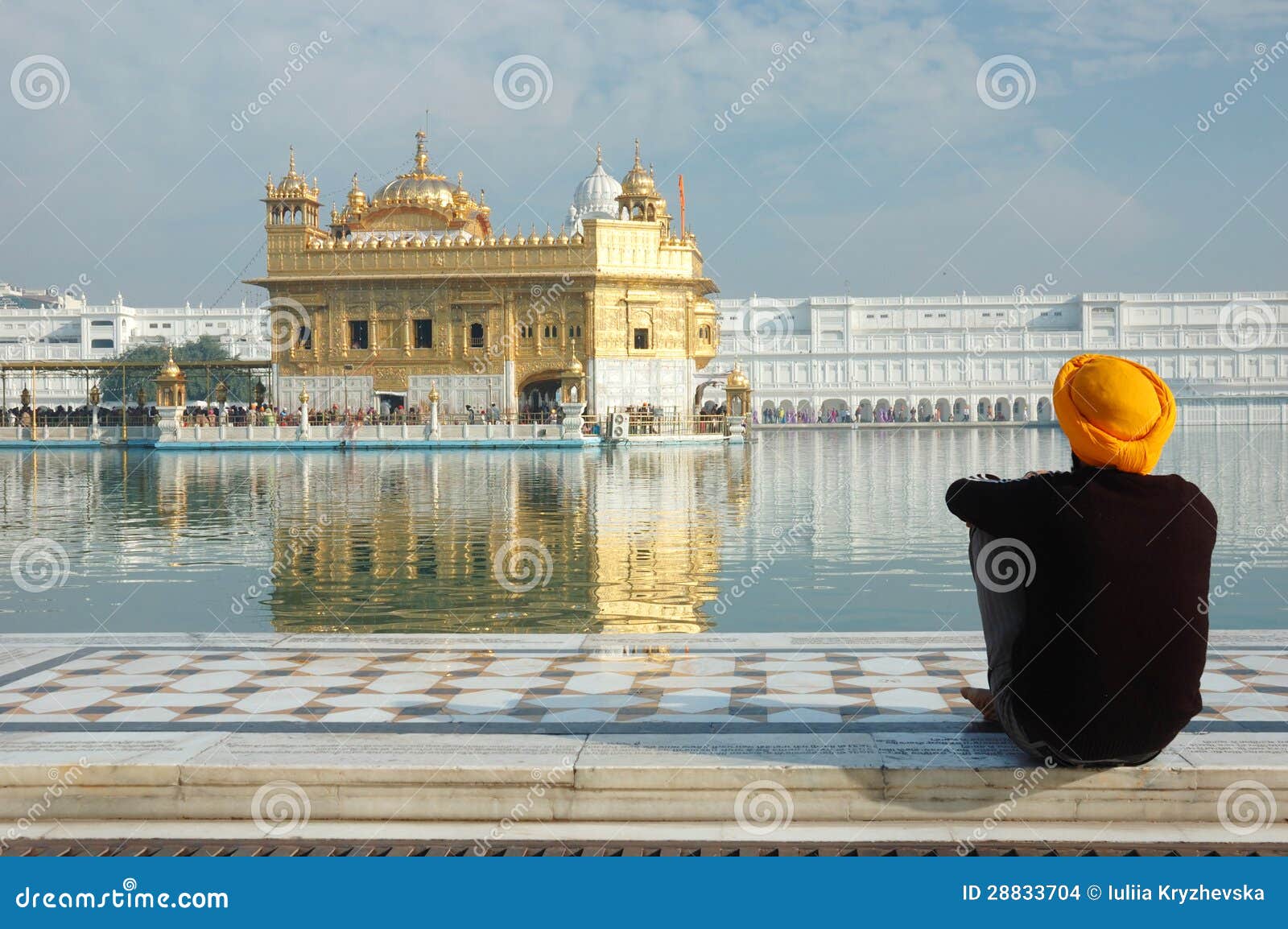 Sikh Meditating in Golden Temple,Amritar,India Editorial Stock Image ...