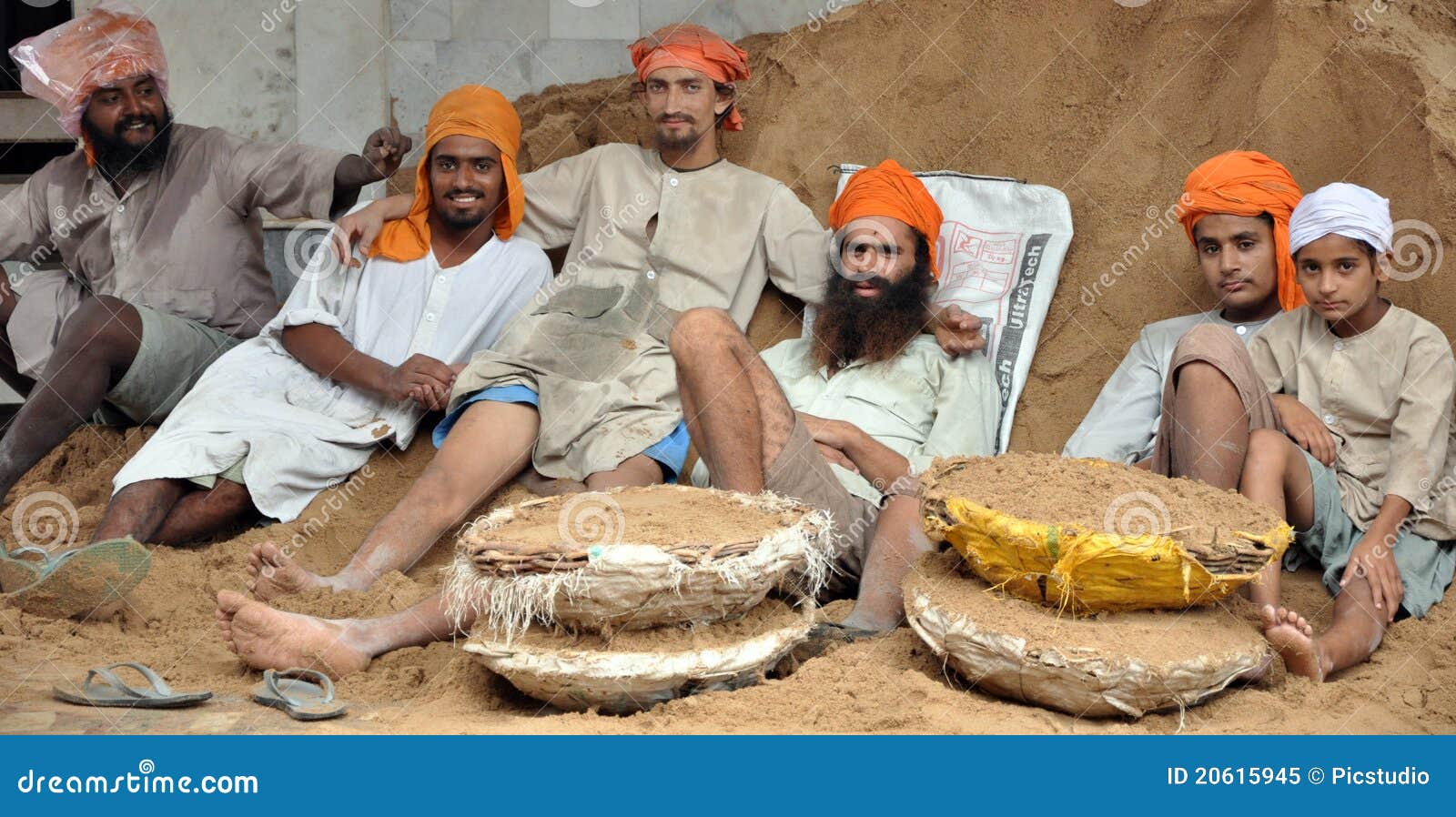 One Poor Sikh Pilgrim Passing Golden Temple Editorial Photo ...