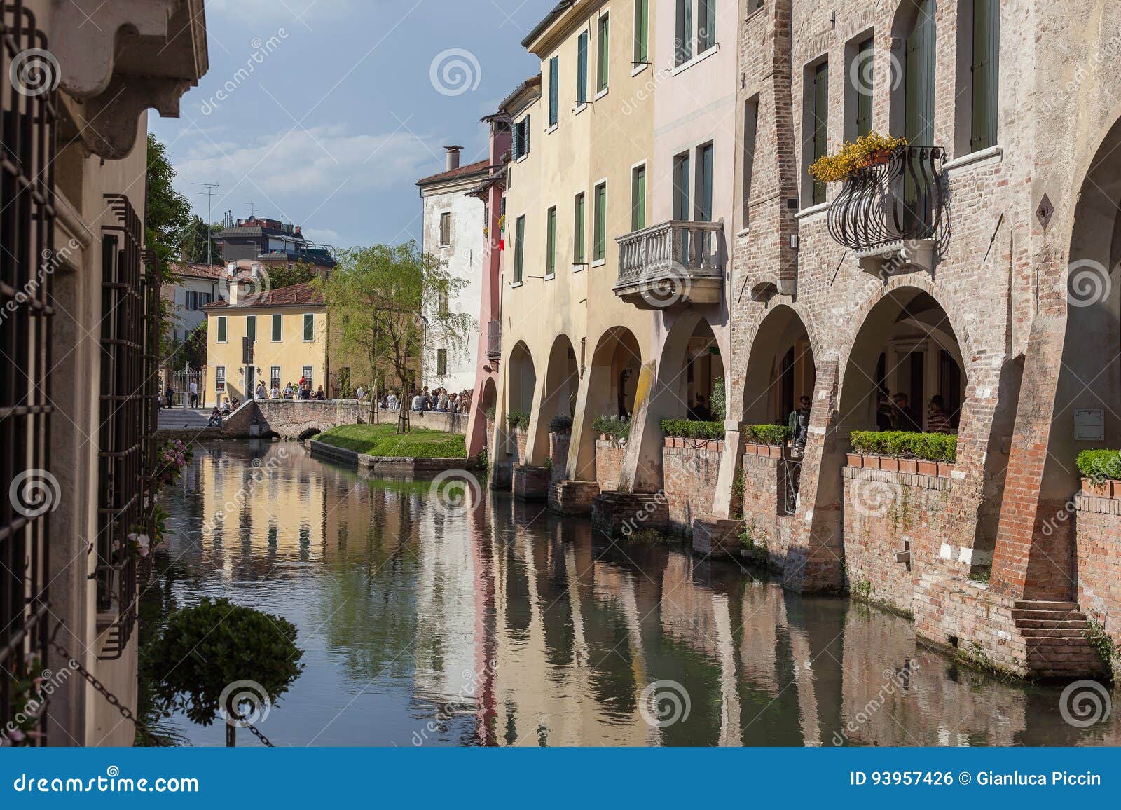 Sile River in Treviso`s Centre Editorial Photo - Image of water ...