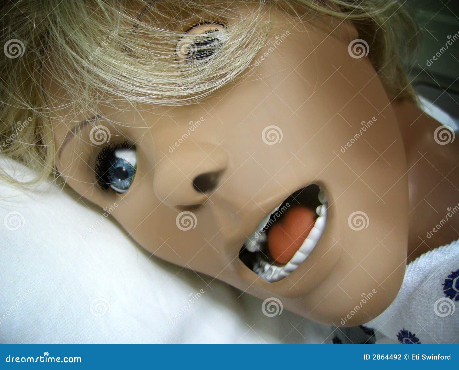 Silent scream stock photo. Image of macabre, dummy, halloween - 2864492