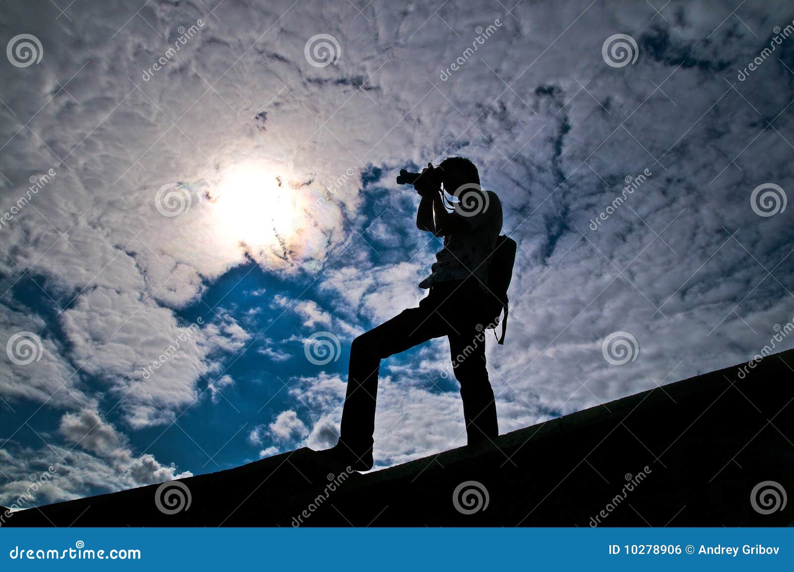 Silhouet stock foto. Image of hoogte, goddelijk, schijf - 10278906