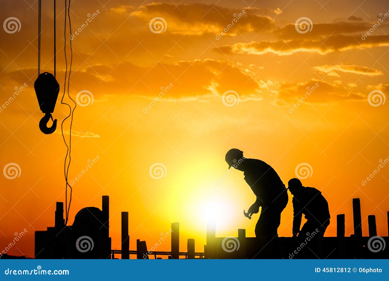 Silhouette of Construction Worker Stock Photo - Image of silhouette ...