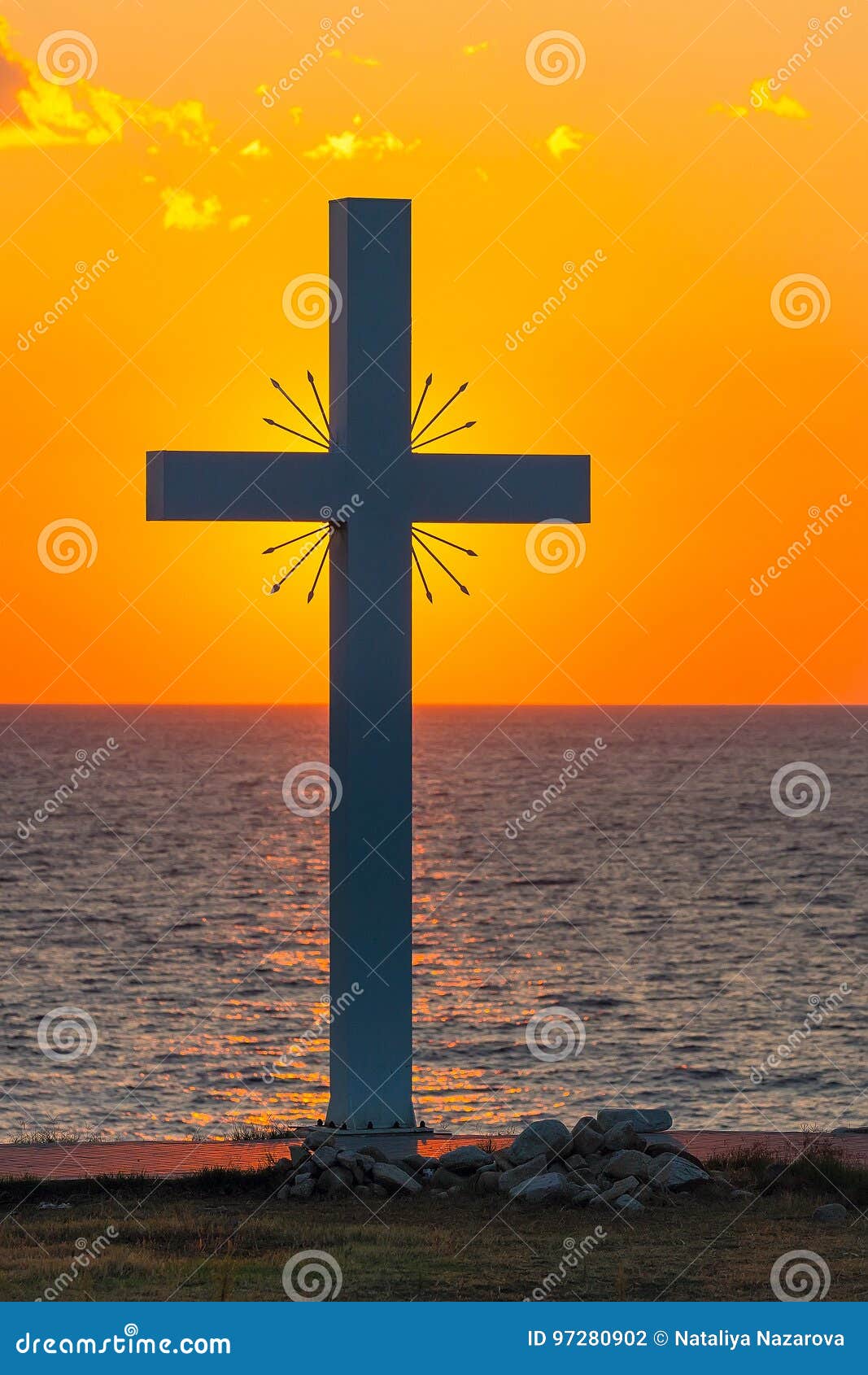 Silhouette of Cross at Sunrise or Sunset with Light Rays and Sea ...