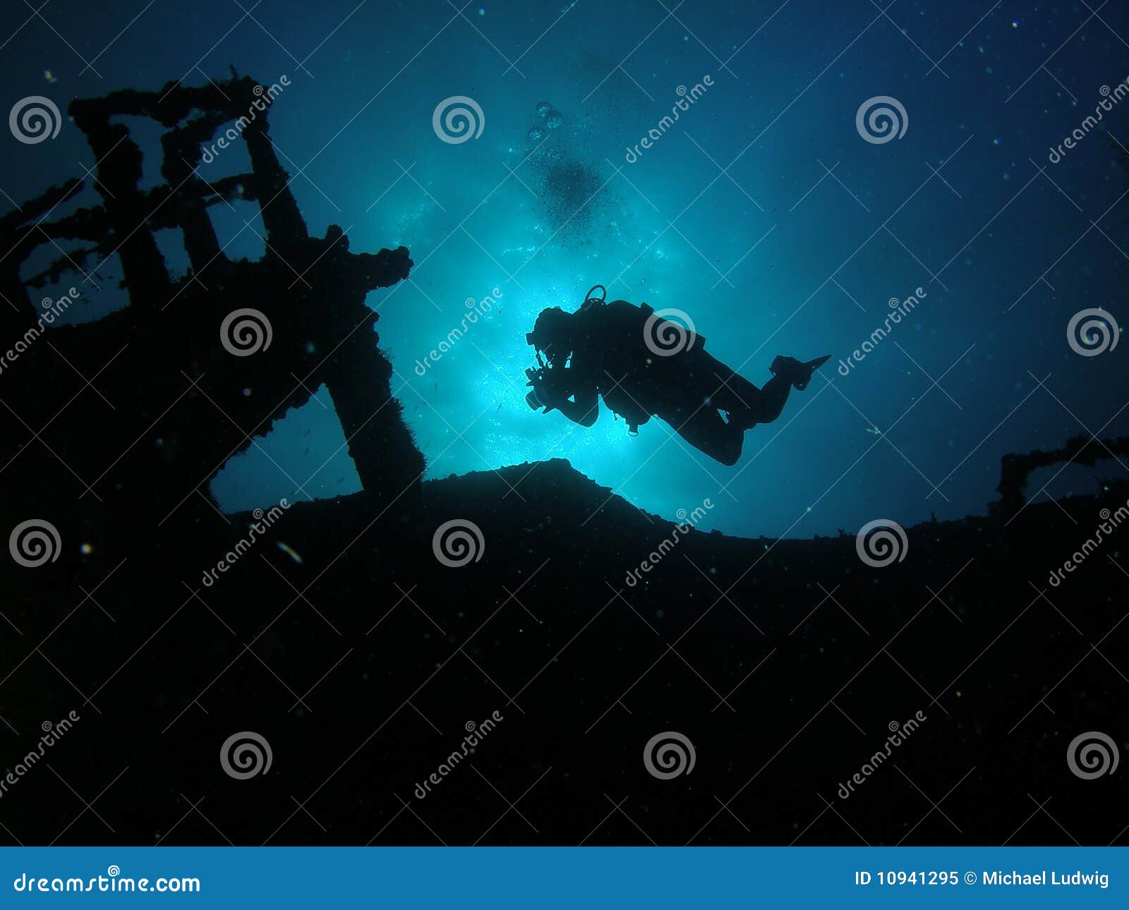 Silhouette Diver stock image. Image of south, surface - 10941295