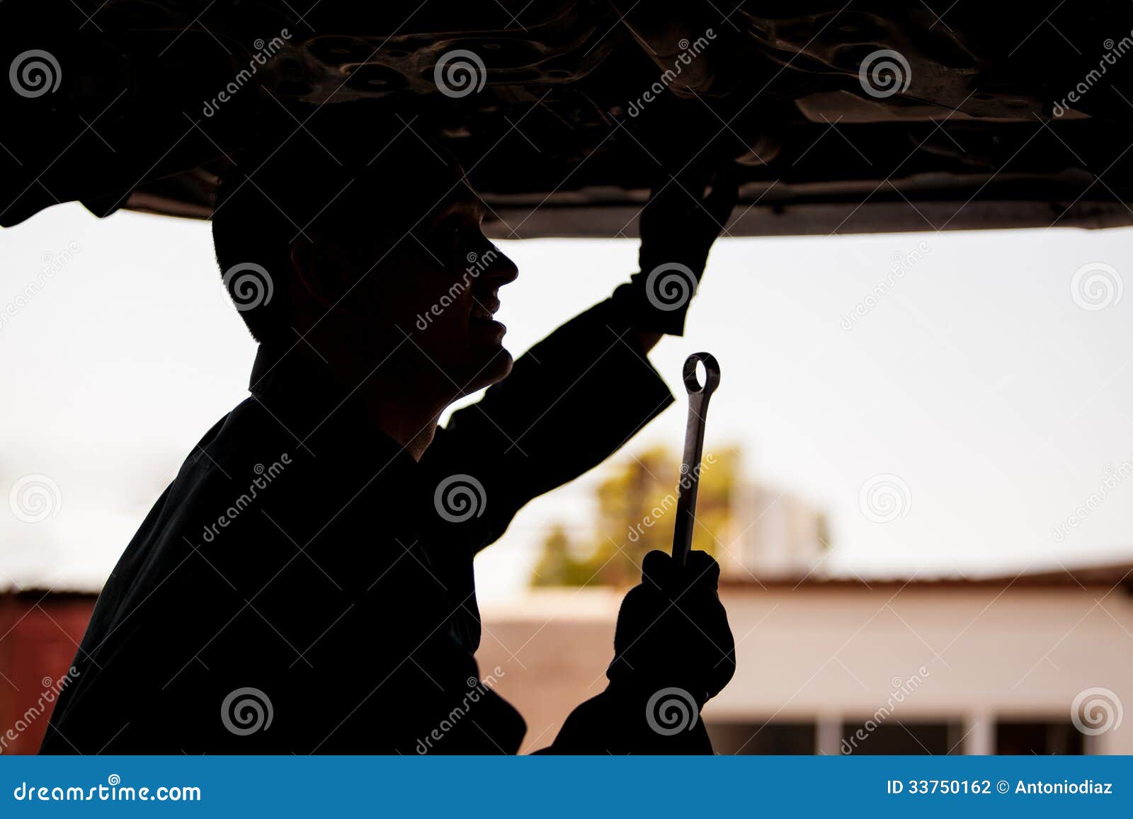 180 Auto Mechanic Silhouette Stock Photos - Free & Royalty-Free Stock ...